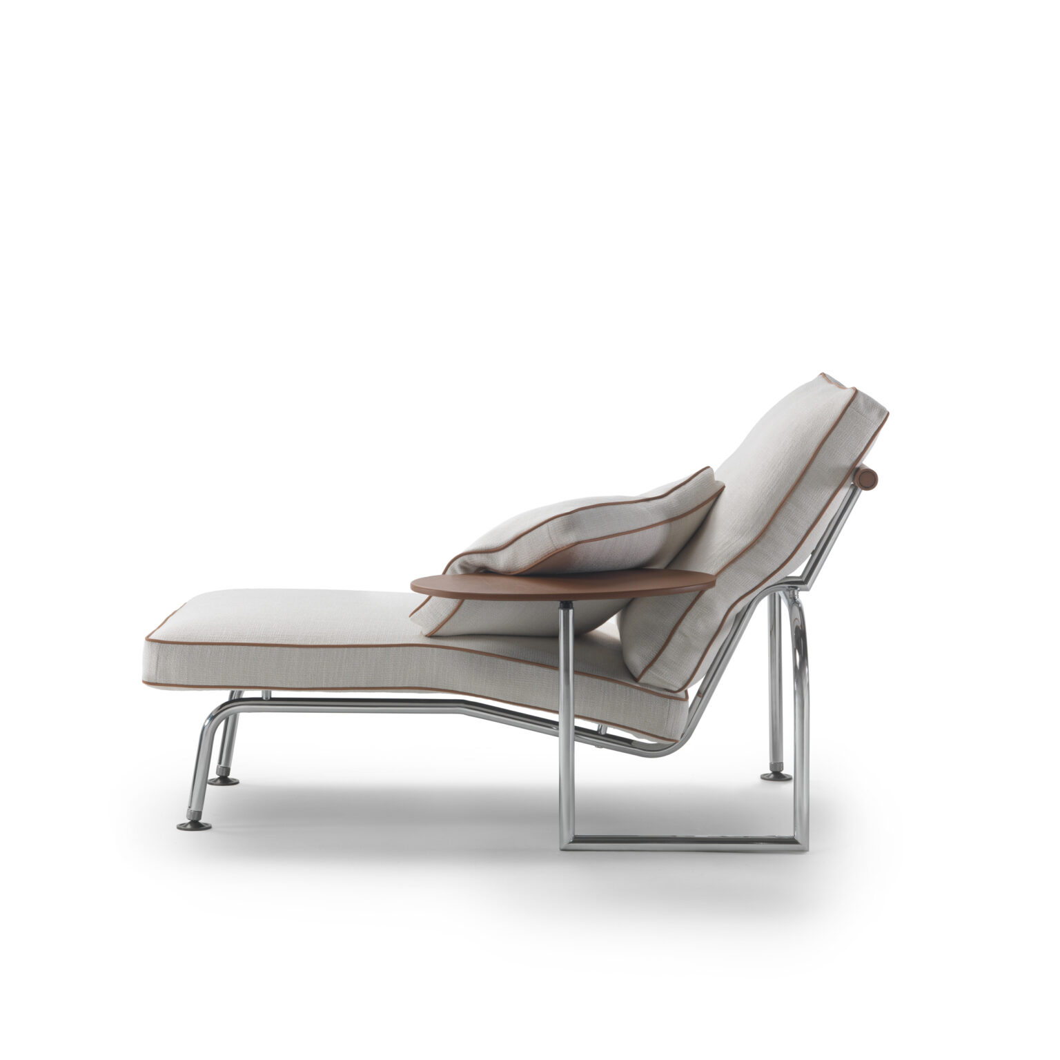 Ginger Chaise Lounge | Mozaik